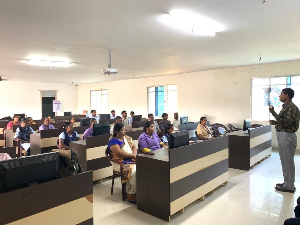 Smart classrooms equipped with audio-visual equipment are established ...